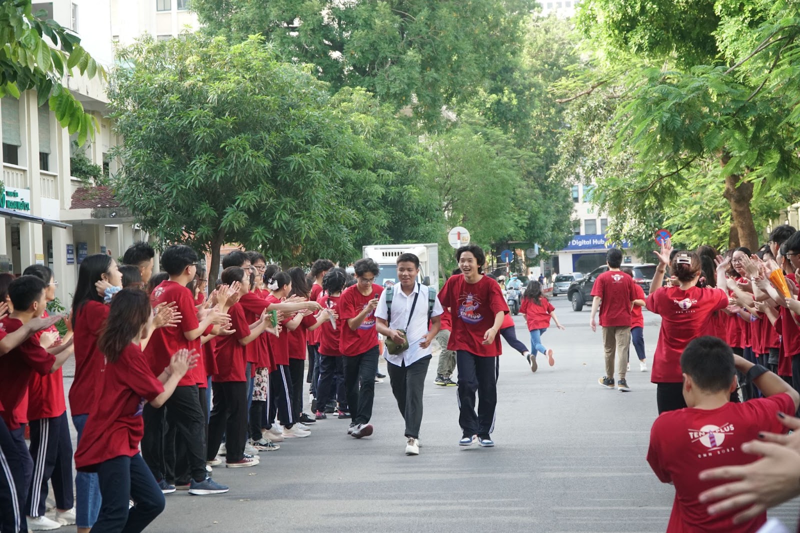 THPT CNN – Trường Đại học Ngoại ngữ – Đại học Quốc gia Hà Nội