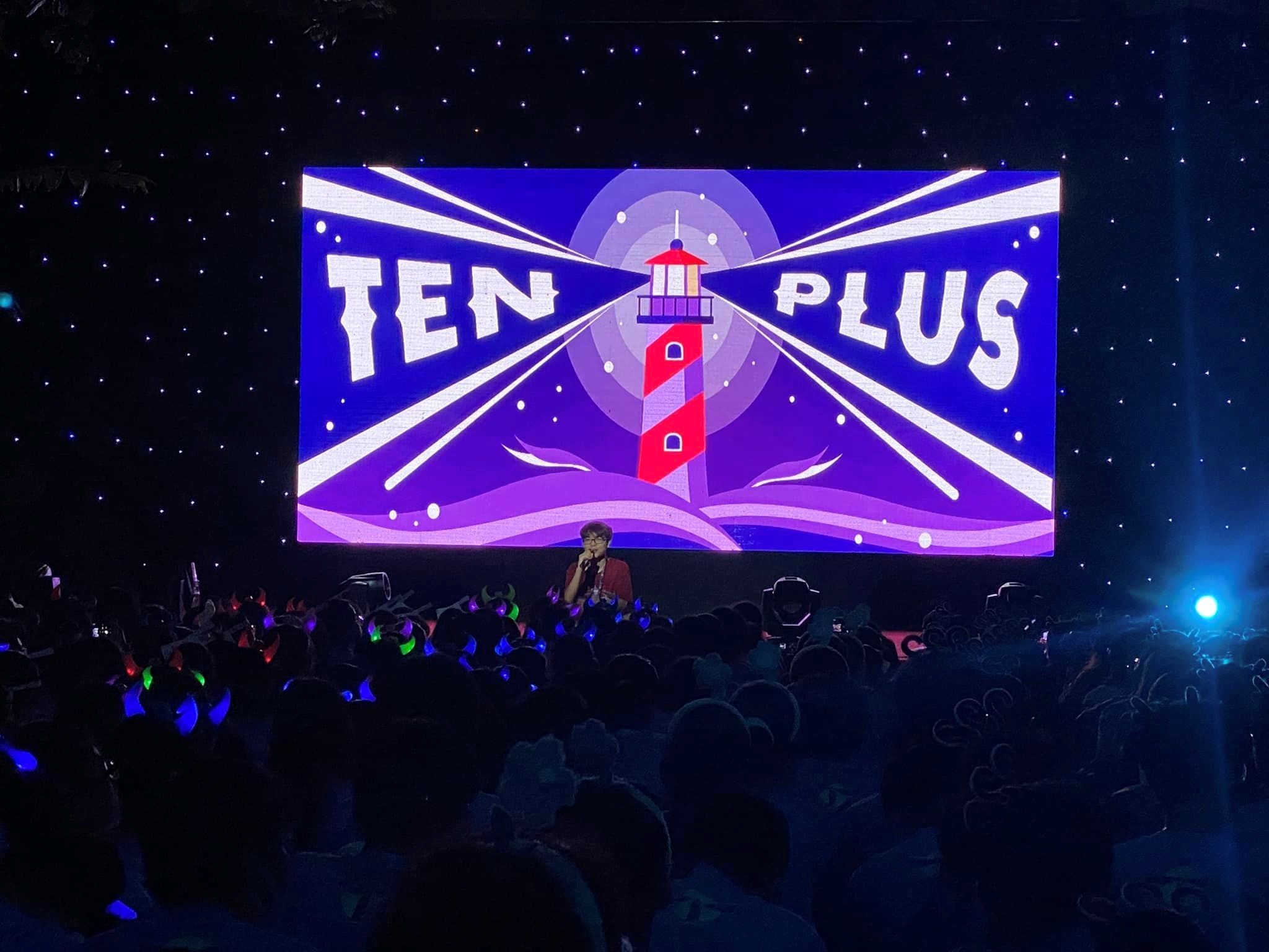 Trường THPT Chuyên Ngoại ngữ tổ chức Chương trình Định hướng và phát ...