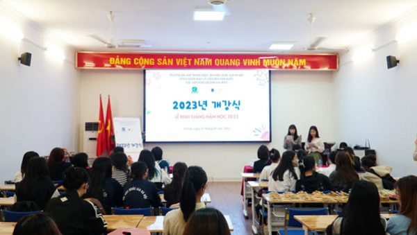 King Sejong Academy Hanoi 2 opens school year 2023 – University of ...