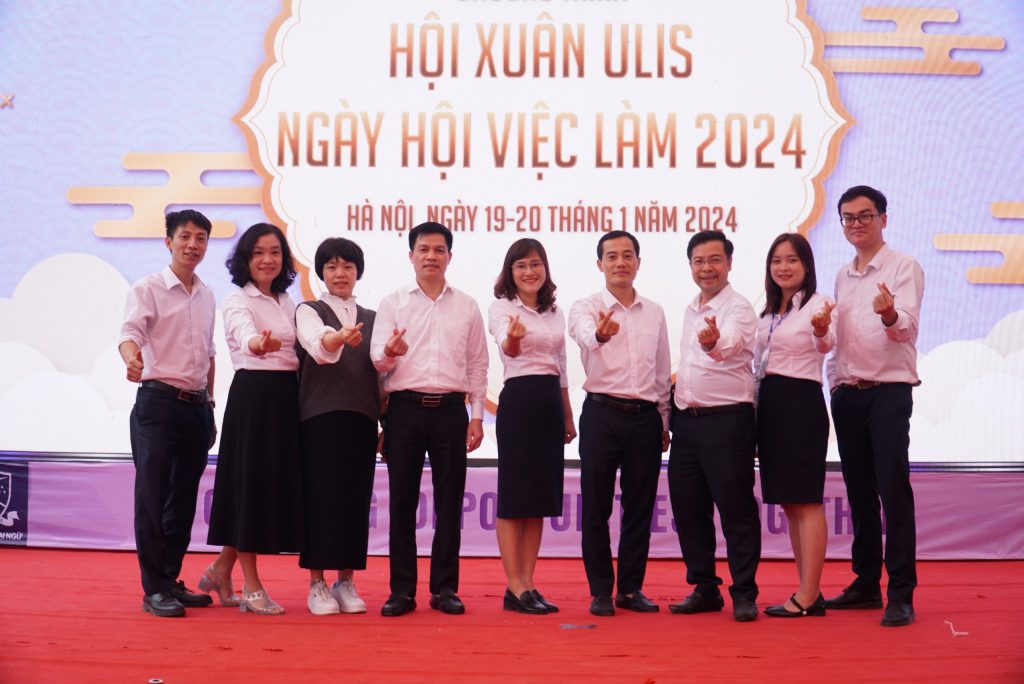 Tưng bừng Ngày hội việc làm – ULIS Job Fair 2024 – Trường Đại học Ngoại ngữ – Đại học Quốc gia ...