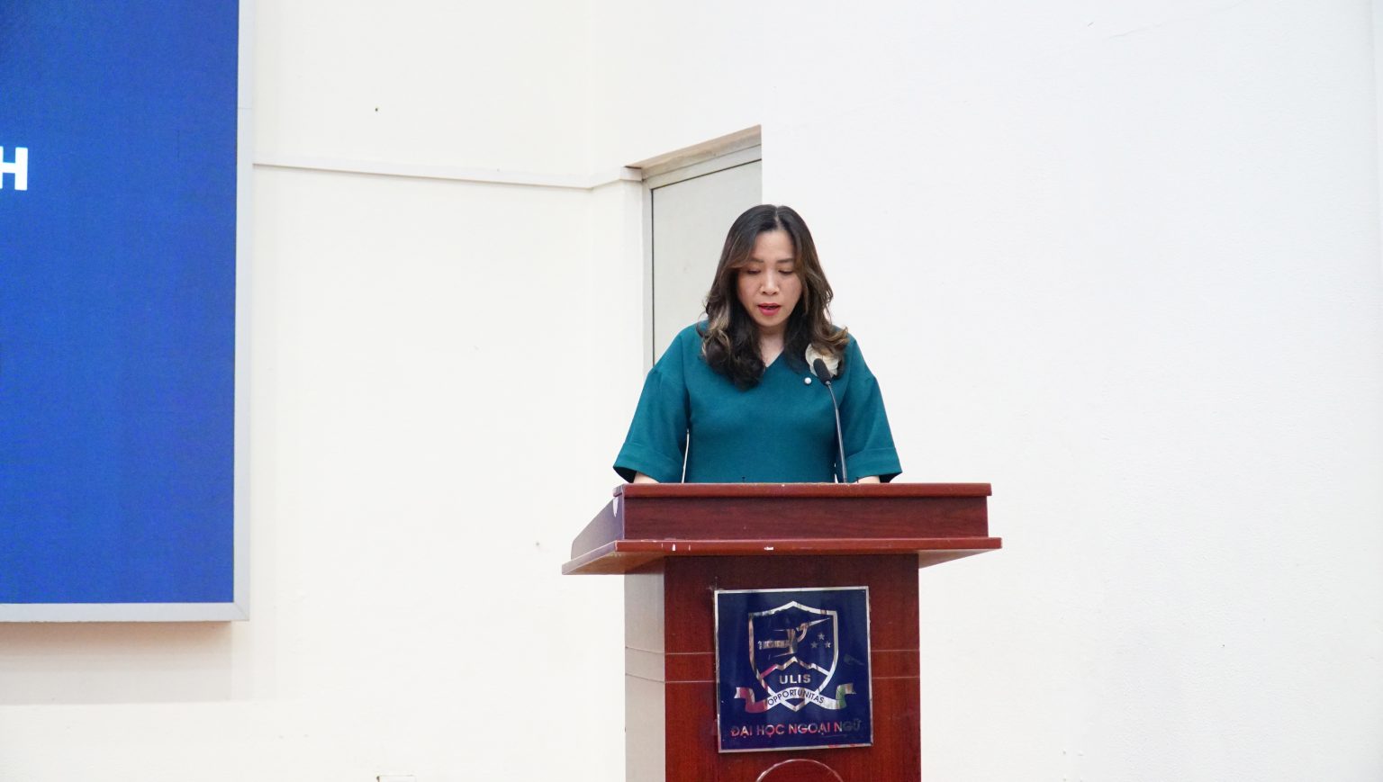 Opening ceremony of second-degree program in English – University of ...